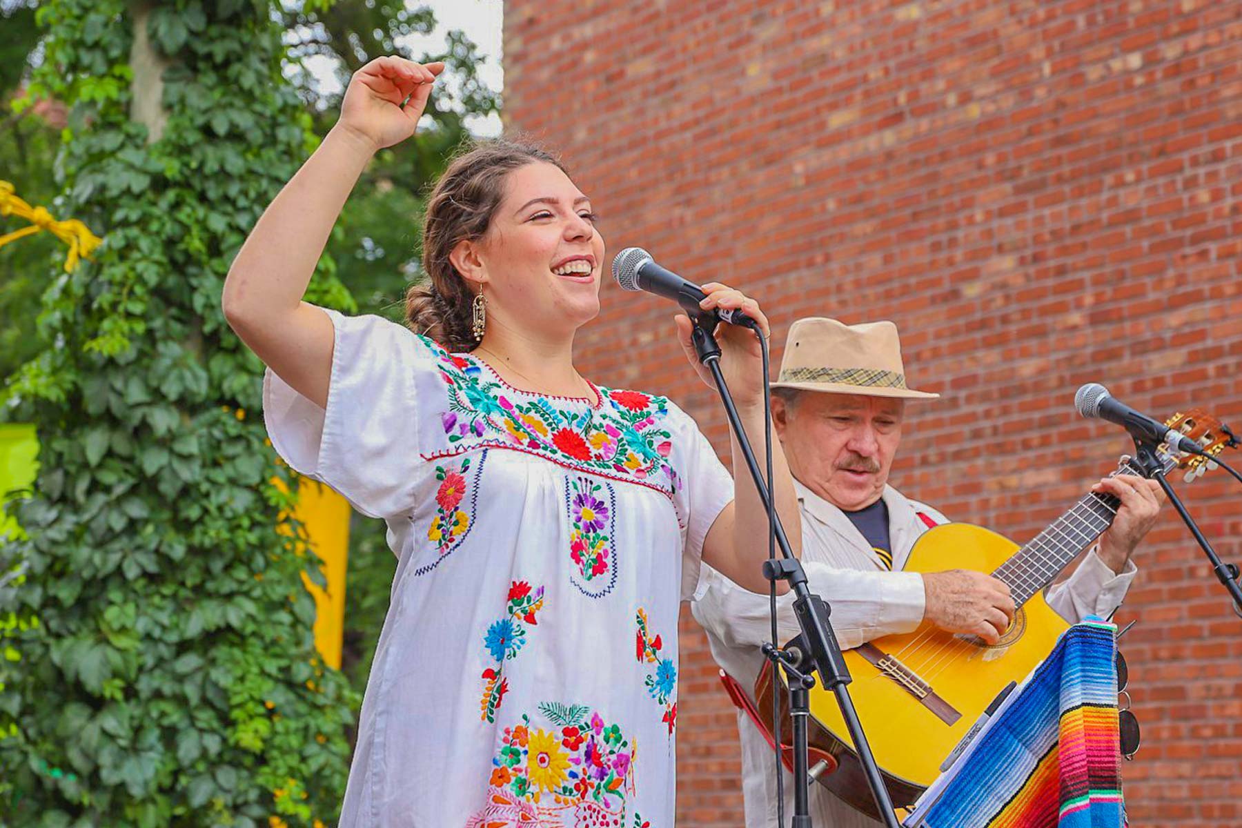 Flora - JUNIOR - Harbourfront Centre
